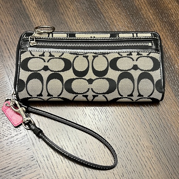 Coach | Accessories | Coach Black And Grey Signature Wallet | Poshmark